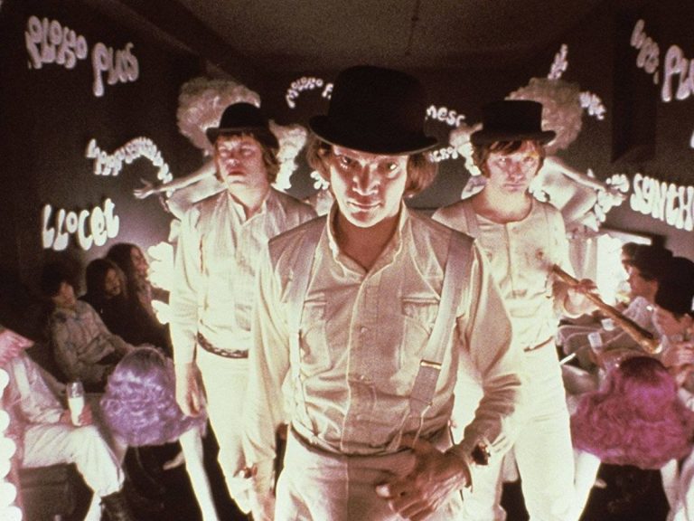 La Naranja Mecánica explora la moralidad, libertad y control